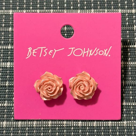 Betsey Johnson | Jewelry | New Betsey Johnson Sweetheart Rose Stud ...